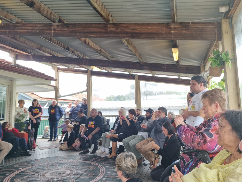 Gunya Meta – Connecting Mob